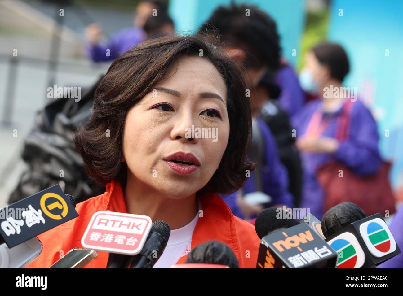 Alice Mak Mei-kuen, Ministerin für Inneres und Jugend, nahm an der ...