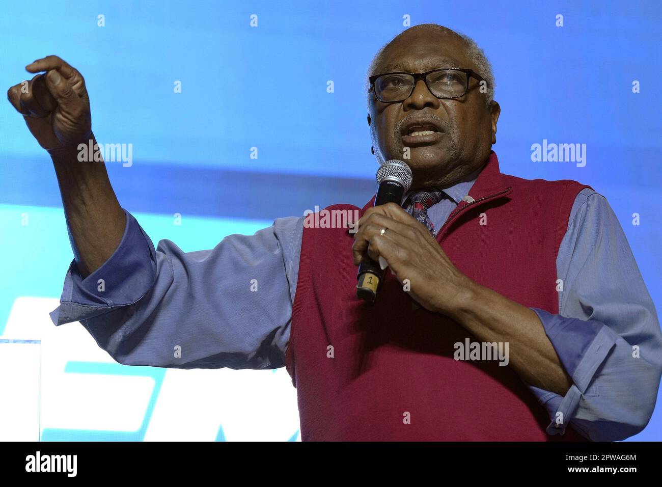 Rep. Jim Clyburn, D-S.C., gives a speech nominating Christale Spain to ...