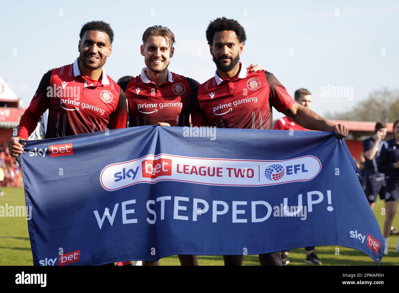 Stevenages Jamie Reid, Danny Rose und Jordan Roberts (von links nach ...