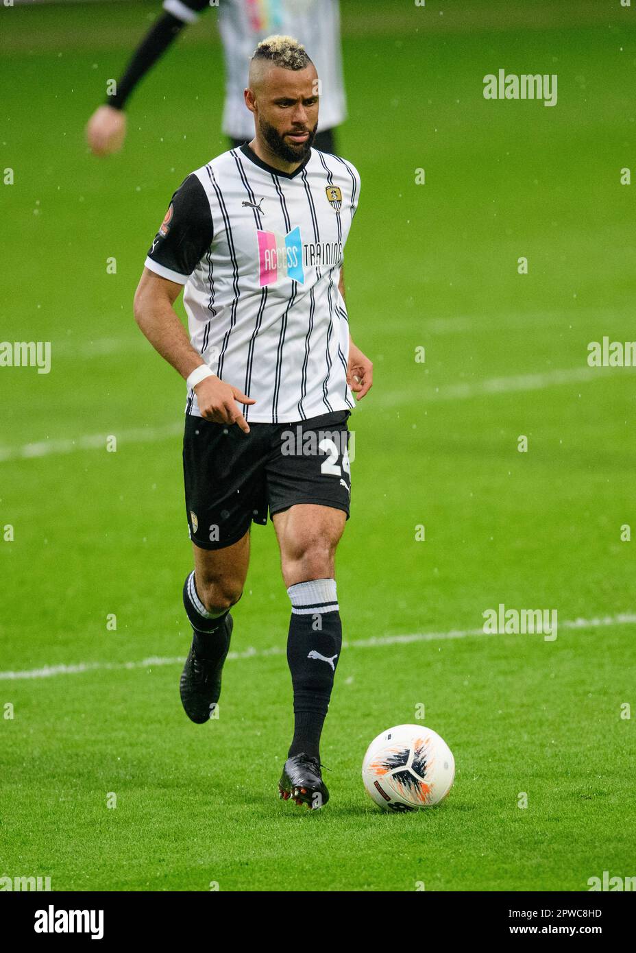John bostock notts county fc -Fotos und -Bildmaterial in hoher ...