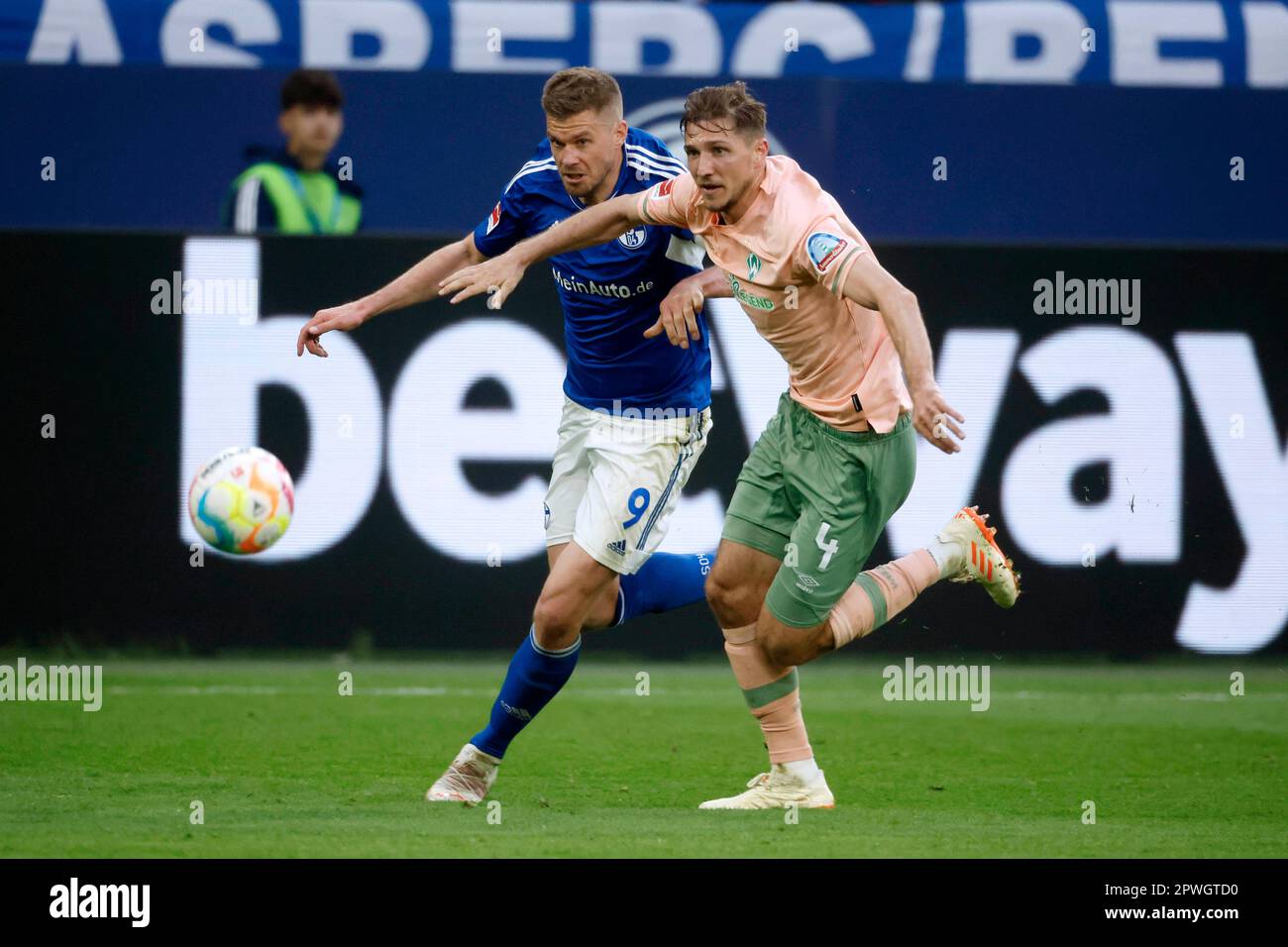 Gelsenkirchen, Deutschland, 1. Fussball Bundesliga 30. Spieltag FC ...