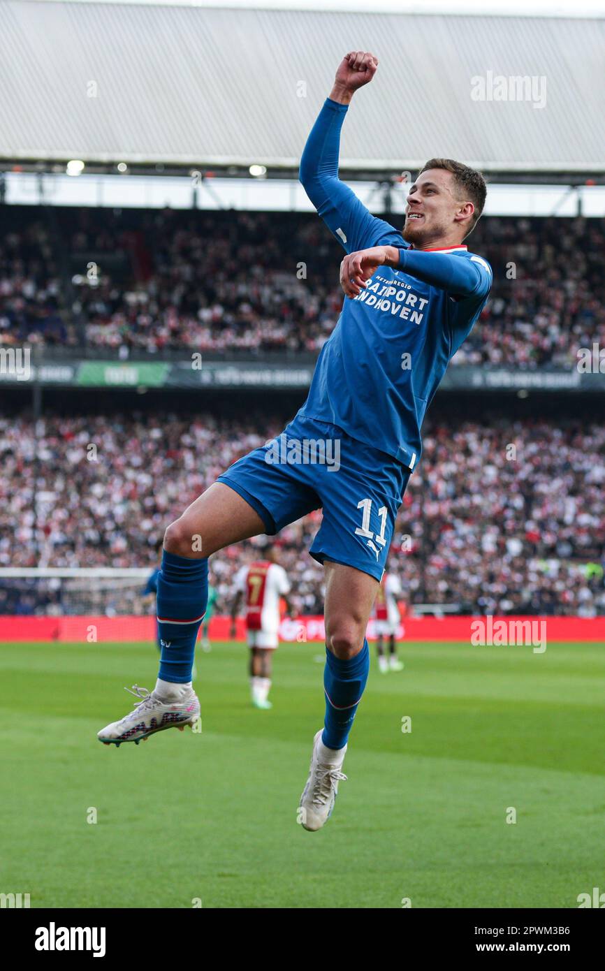 Thorgan hazard von psv -Fotos und -Bildmaterial in hoher Auflösung – Alamy