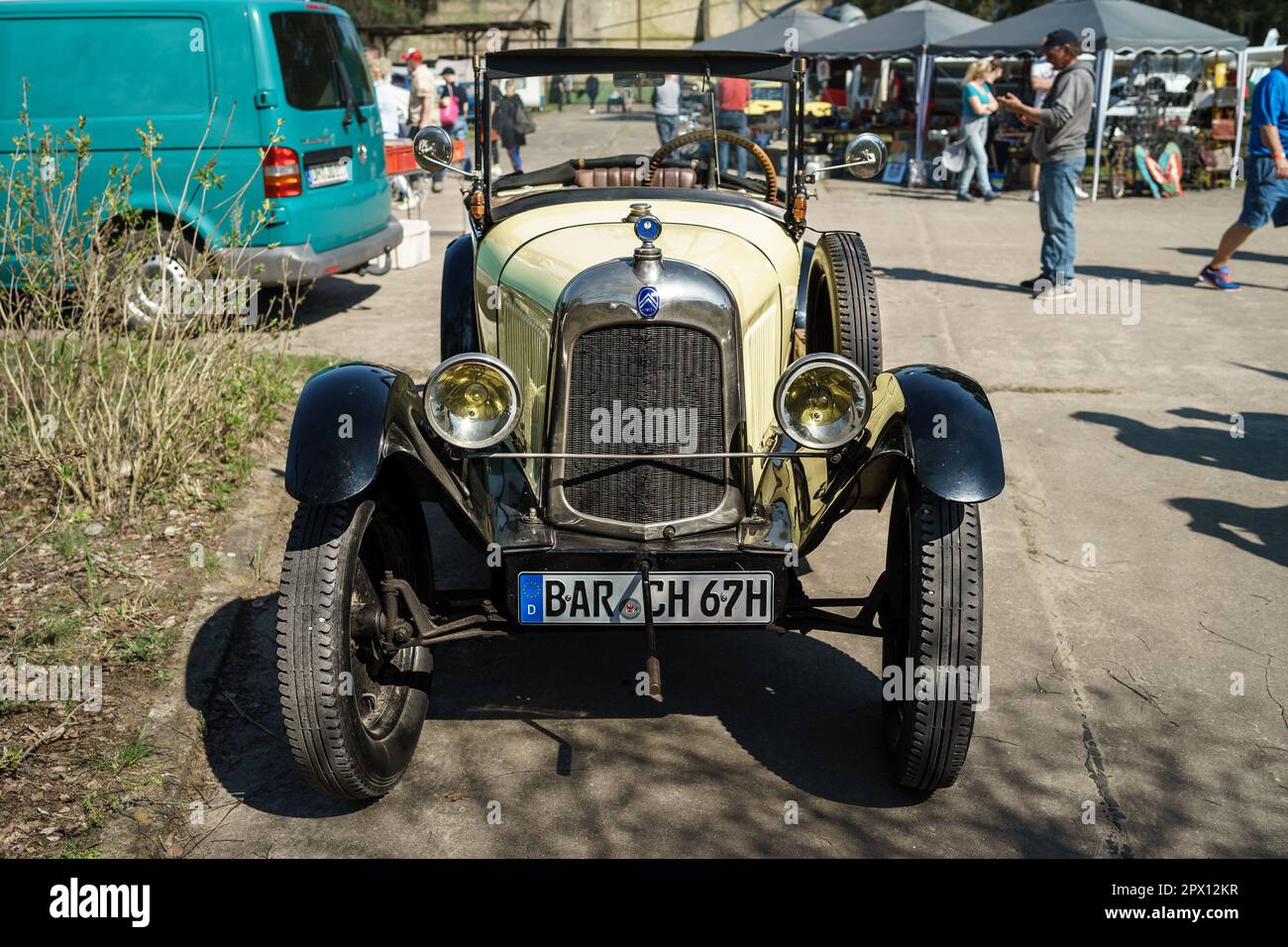 FINOWFURT, DEUTSCHLAND - 22. APRIL 2023: Oldtimer Citroen Typ C 5HP ...