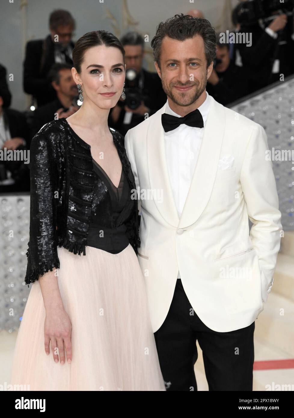 Bee Shaffer, left, and Francesco Carrozzini attend The Metropolitan ...