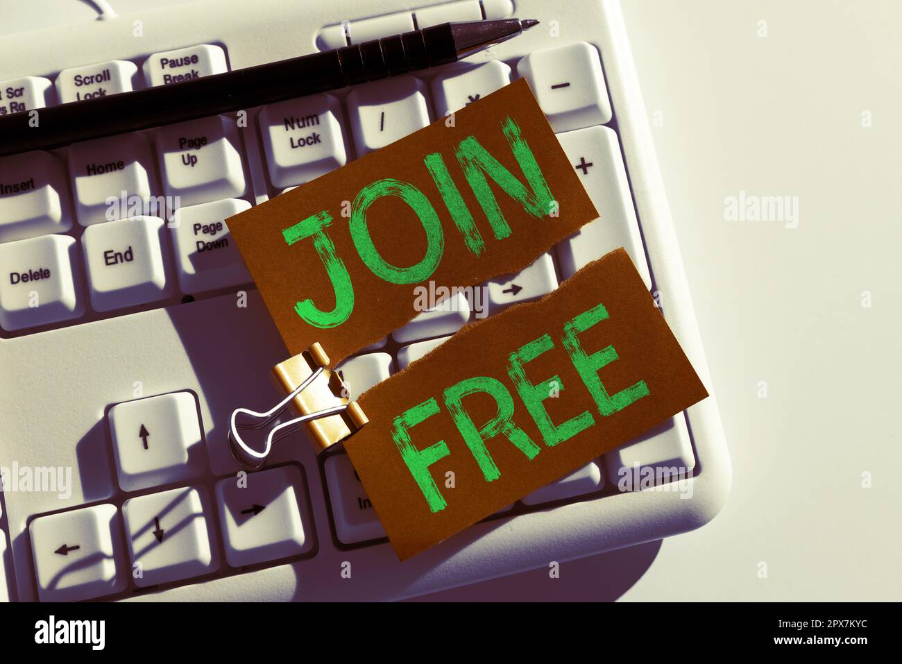 Inspiration mit dem Schild „Kostenlos beitreten, Geschäftsübersicht ...