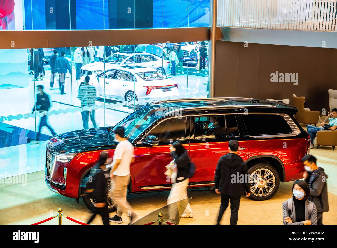 Der Hongqi LS7 SUV in voller Größe, Teil der besten Sunflower Range, schrumpft auf der Shanghai ...