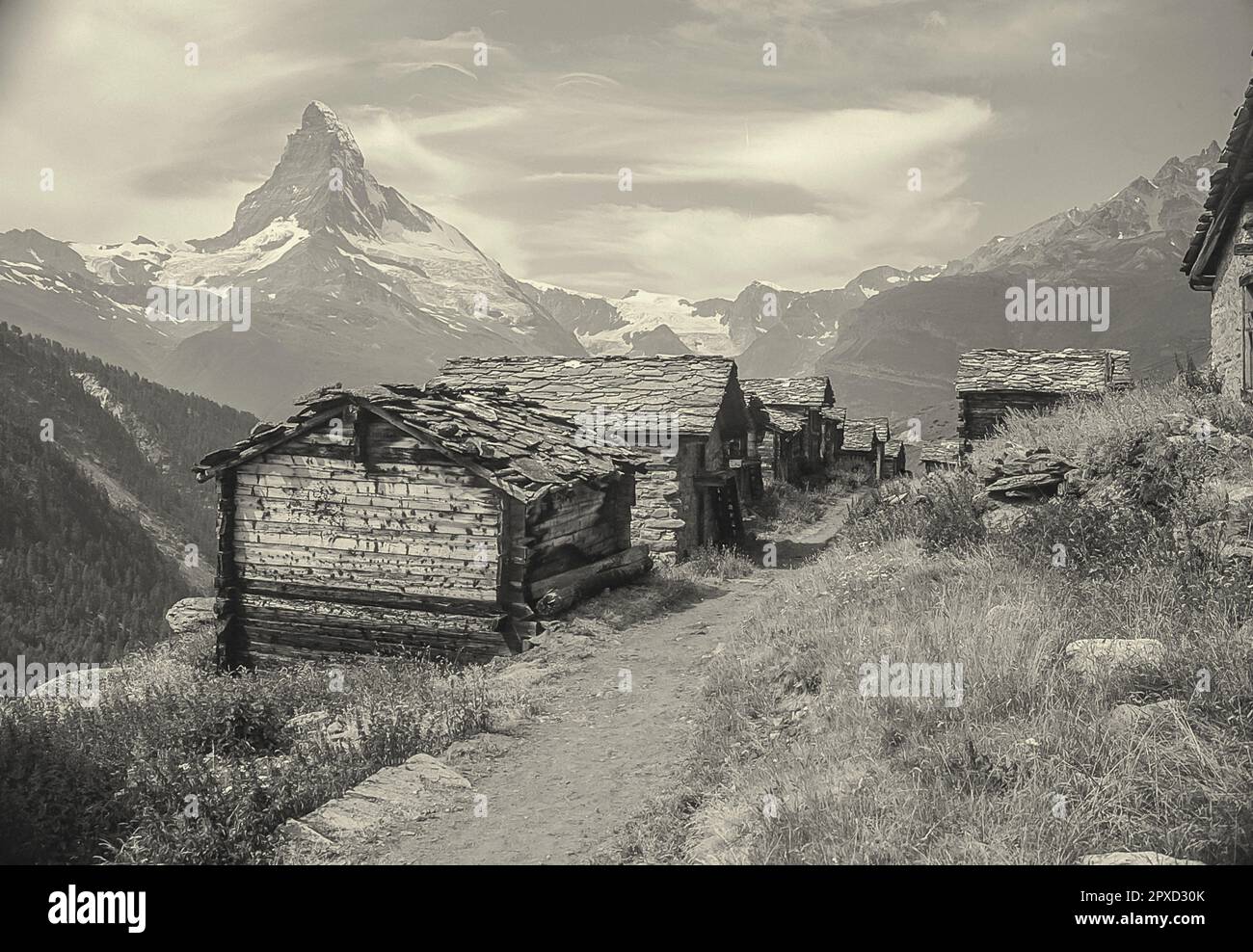 Zermatt findeln alm -Fotos und -Bildmaterial in hoher Auflösung – Alamy