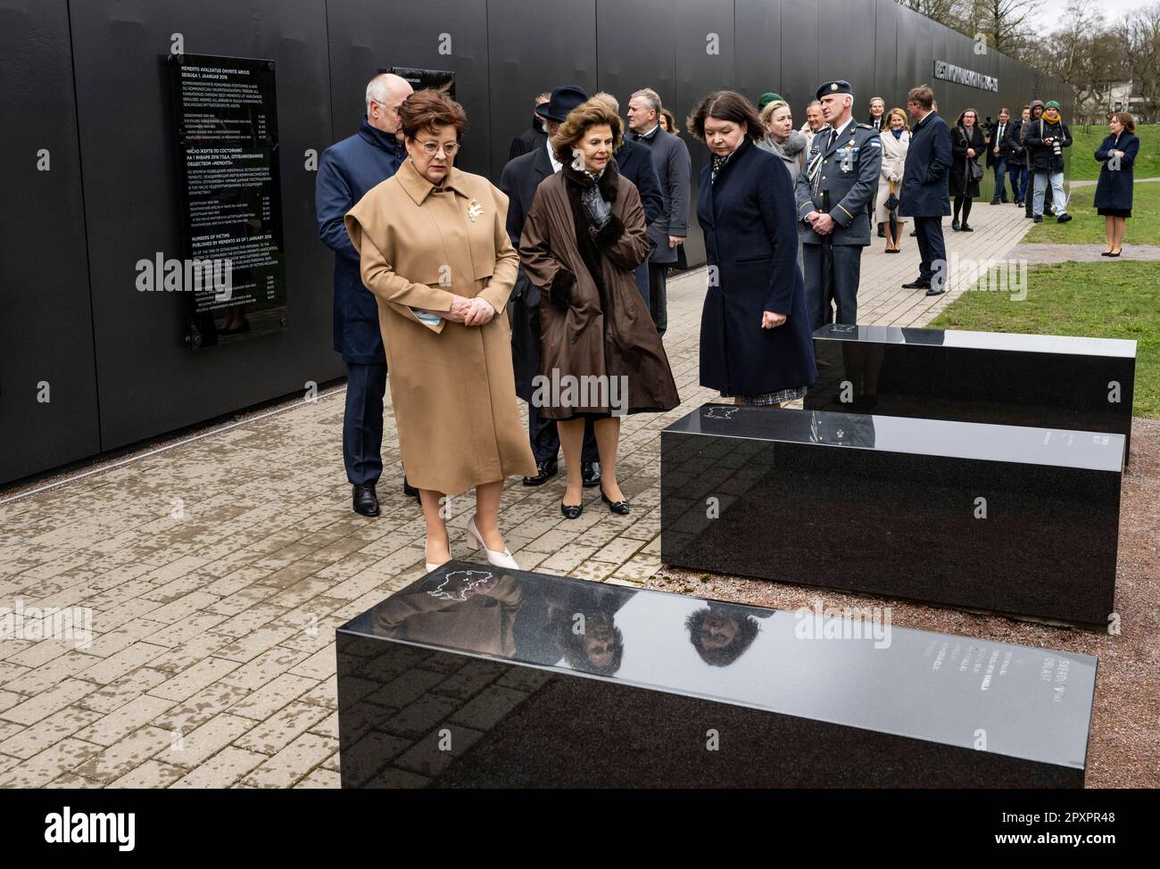 Der schwedische König Carl Gustaf und Königin Silvia besuchen das ...