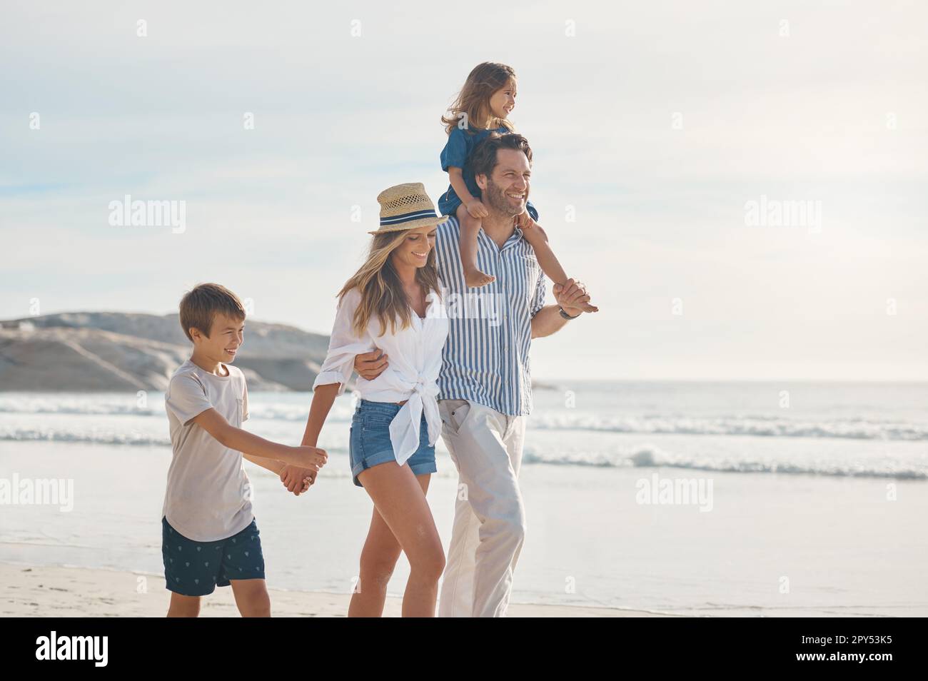 Wenn wir einander haben, haben wir alles. Ein liebevolles Paar, das mit ...