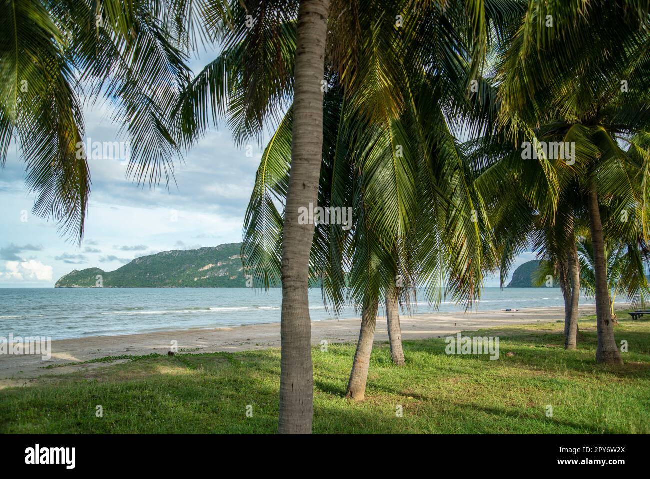 Strand von sam roi -Fotos und -Bildmaterial in hoher Auflösung – Alamy