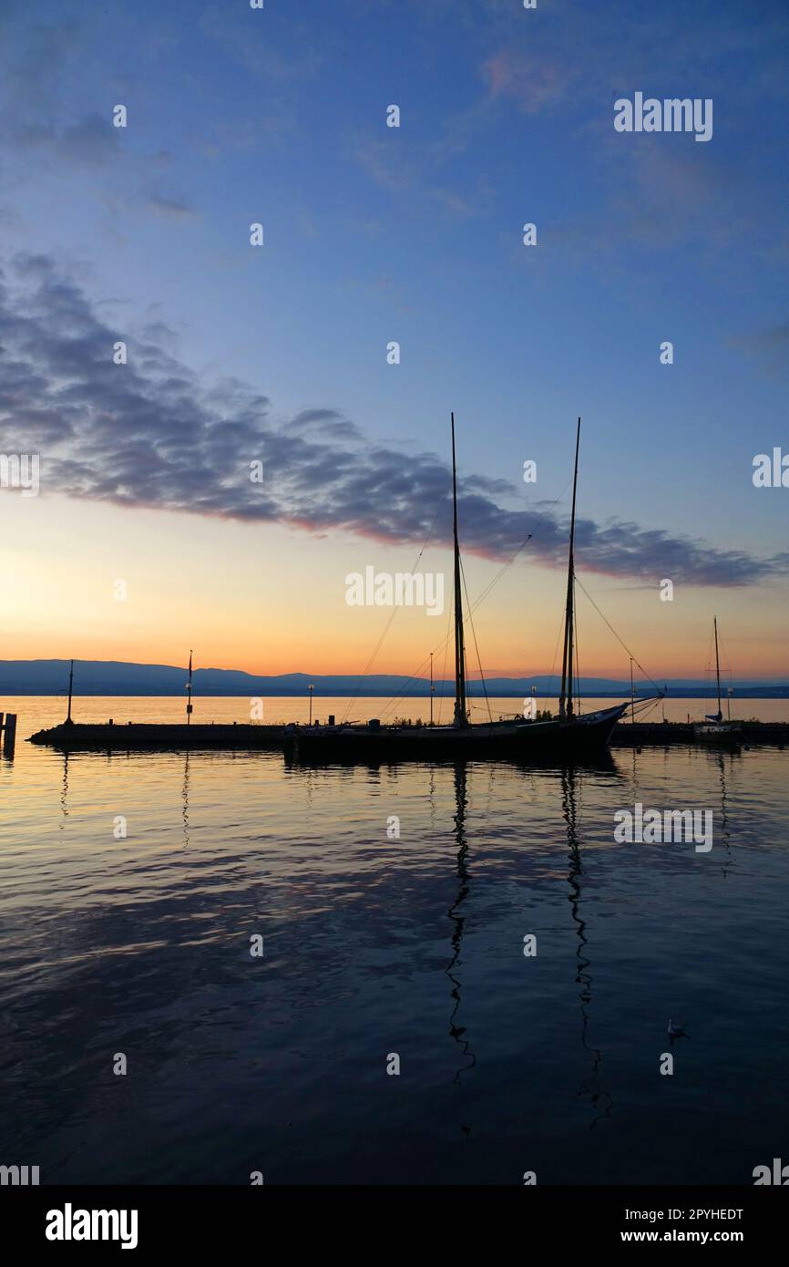 Abend am Genfer See bei Evian-les-Bains Stockfotografie - Alamy