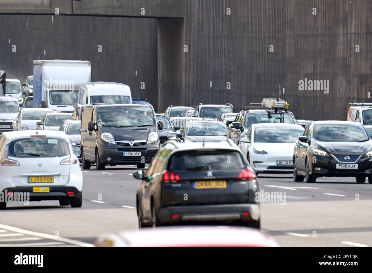 A38m verkehr -Fotos und -Bildmaterial in hoher Auflösung – Alamy