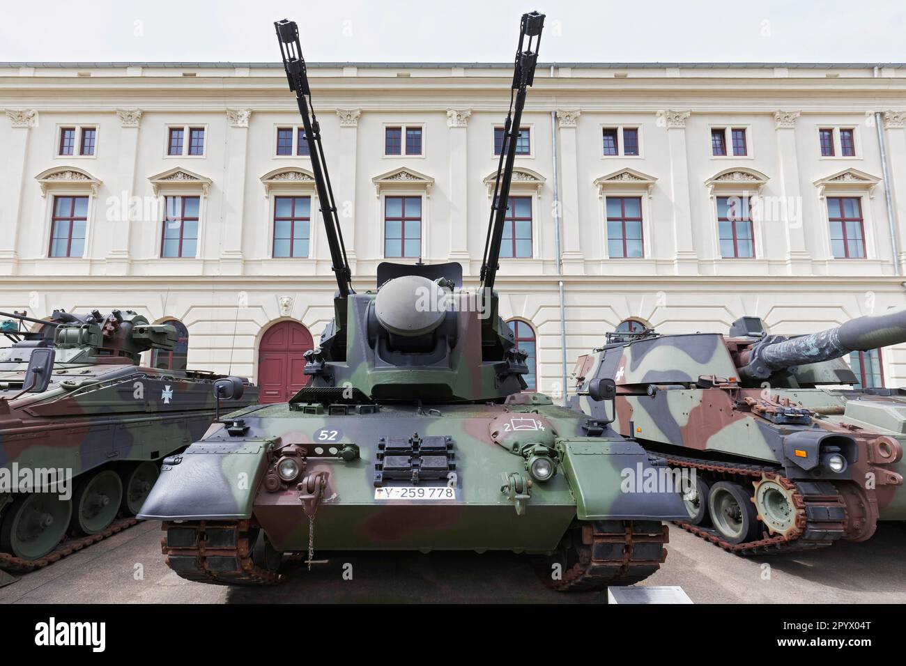 Gepard 1 A2 Flugabwehrpanzer, Militärfahrzeug, Militärhistorisches ...