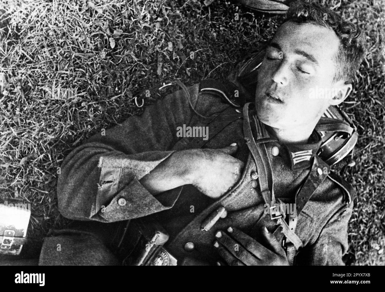 Gefallene soldaten wehrmacht -Fotos und -Bildmaterial in hoher ...