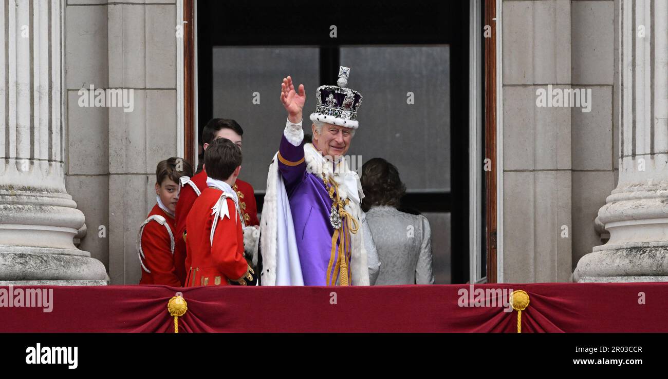 London, Großbritannien. 06. Mai 2023. König Karl III. Verabschiedet ...