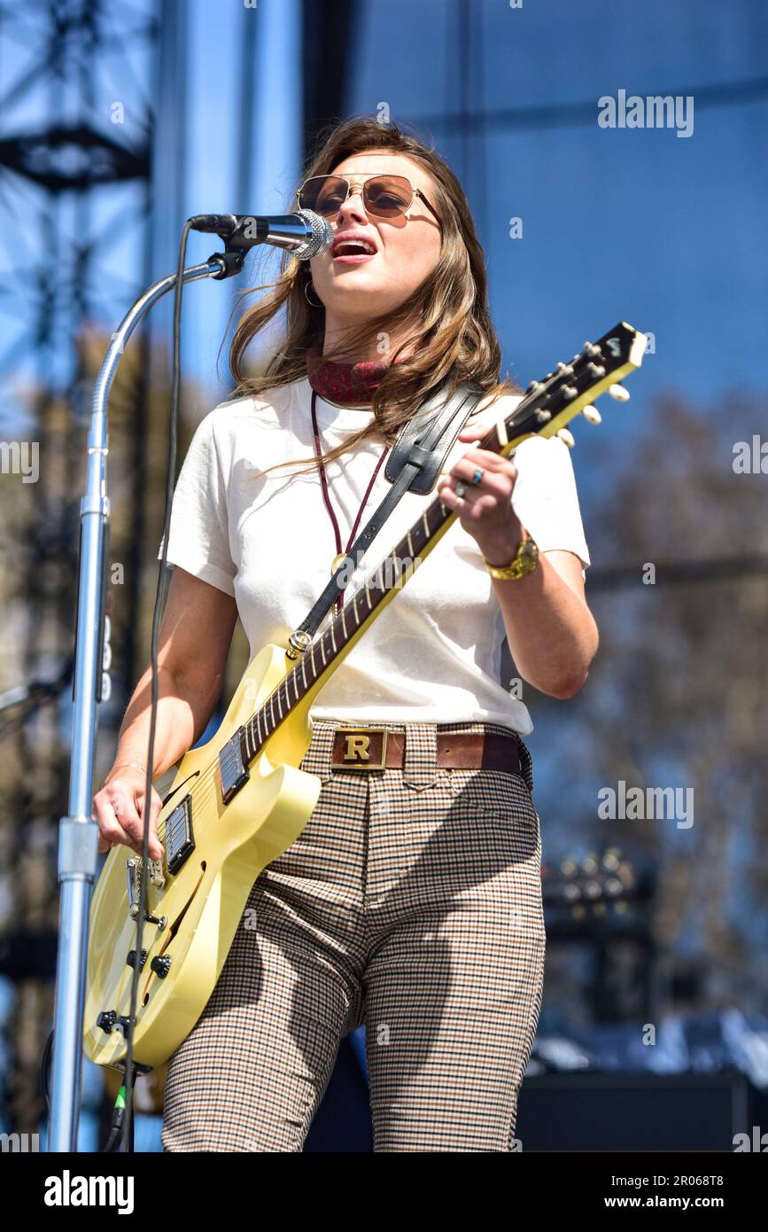 Redondo Beach, Kalifornien, 6. Mai 2023 - Aly und AJ treten beim ...