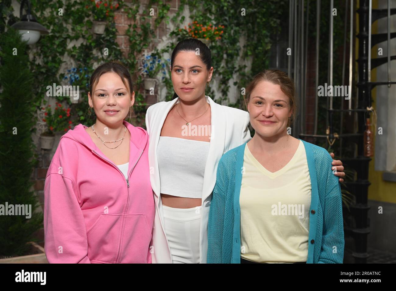 Köln, Deutschland. 05. Mai 2023. Schauspielerin Theresa Traser ( spielt Ronja Pfeiffer ), Valea ...