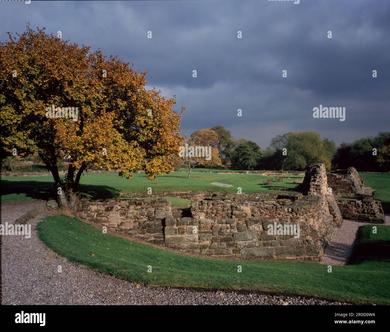 Weoley Castle. Alwold Road. Birmingham, B29. Die Ruinen von Weoley ...