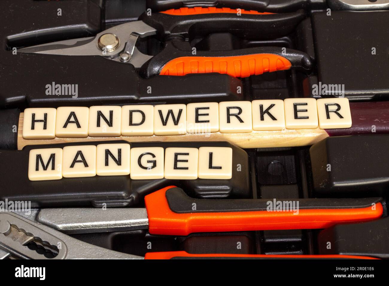 Mangel an handwerkern -Fotos und -Bildmaterial in hoher Auflösung – Alamy