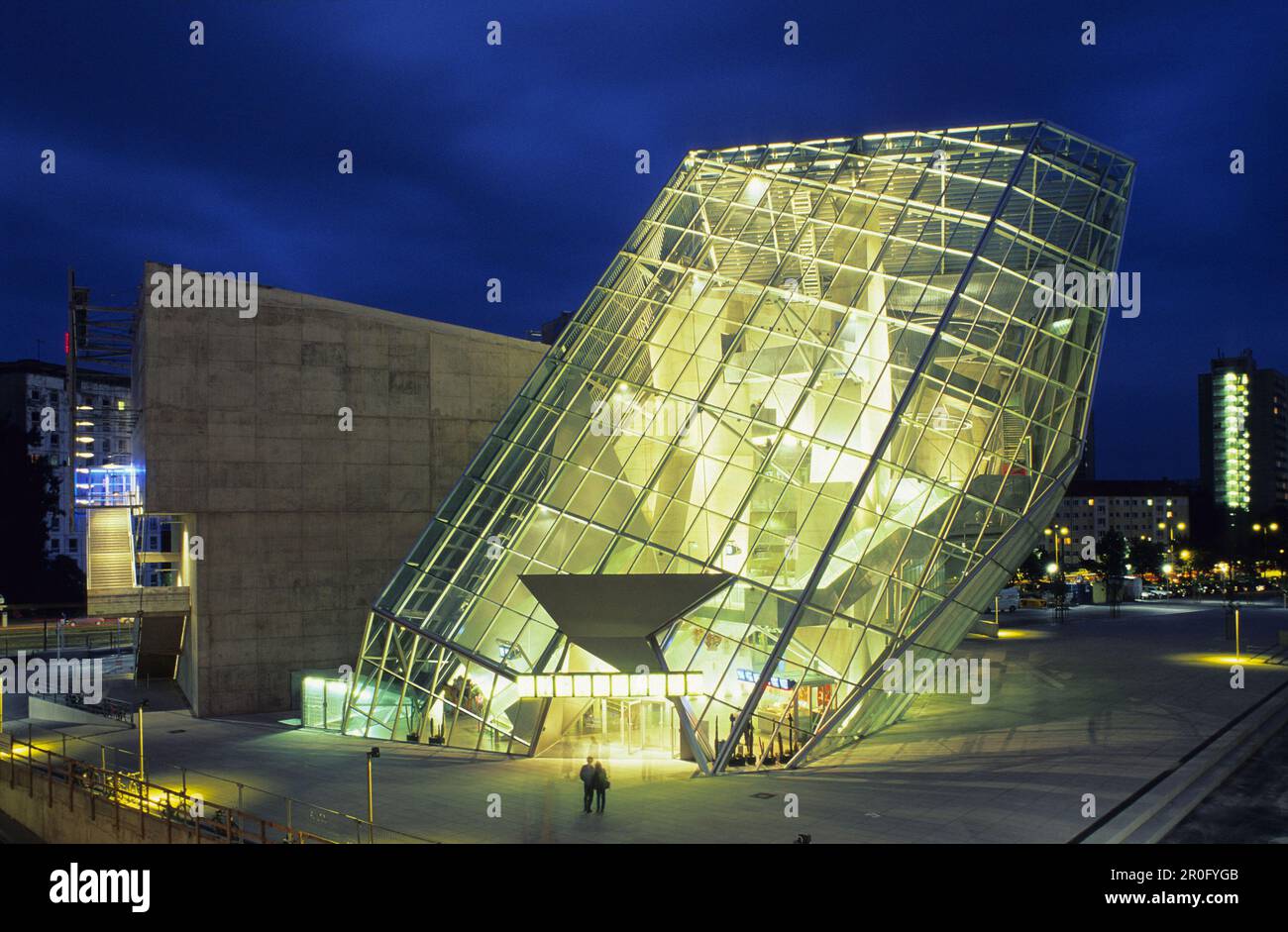Ufa cinema palace -Fotos und -Bildmaterial in hoher Auflösung – Alamy