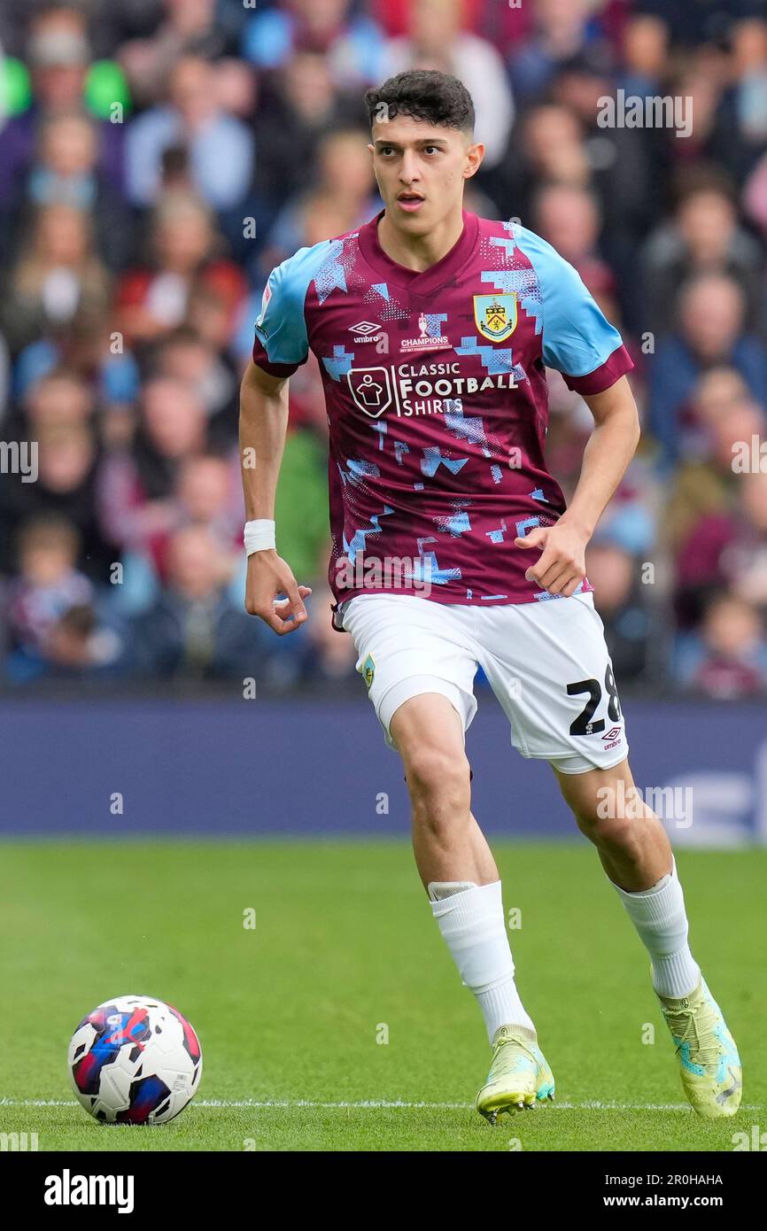 Ameen Al-Dakhil #28 von Burnley während des Sky Bet Championship-Spiels Burnley gegen Cardiff ...