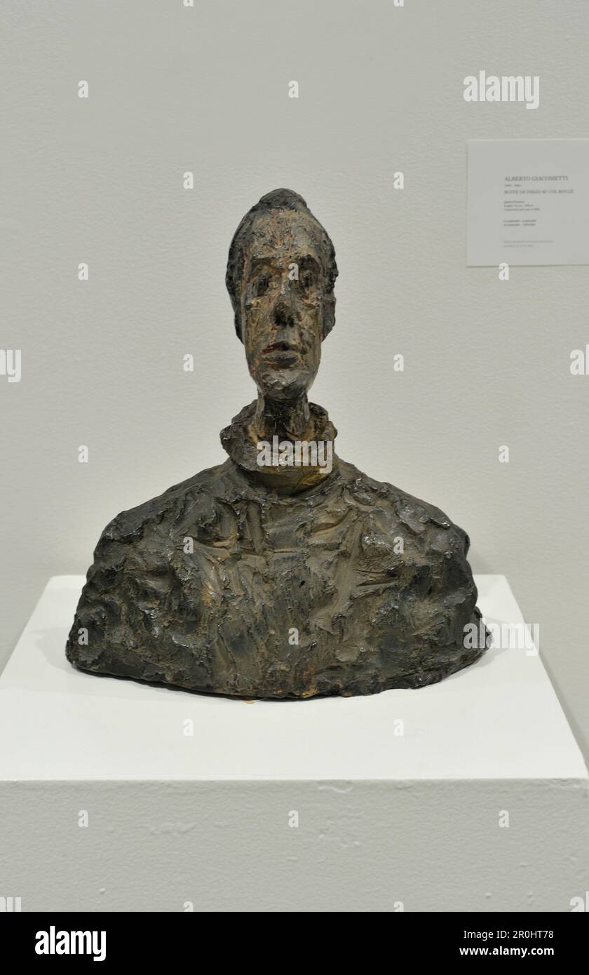 Buste de diego au col roule -Fotos und -Bildmaterial in hoher Auflösung ...