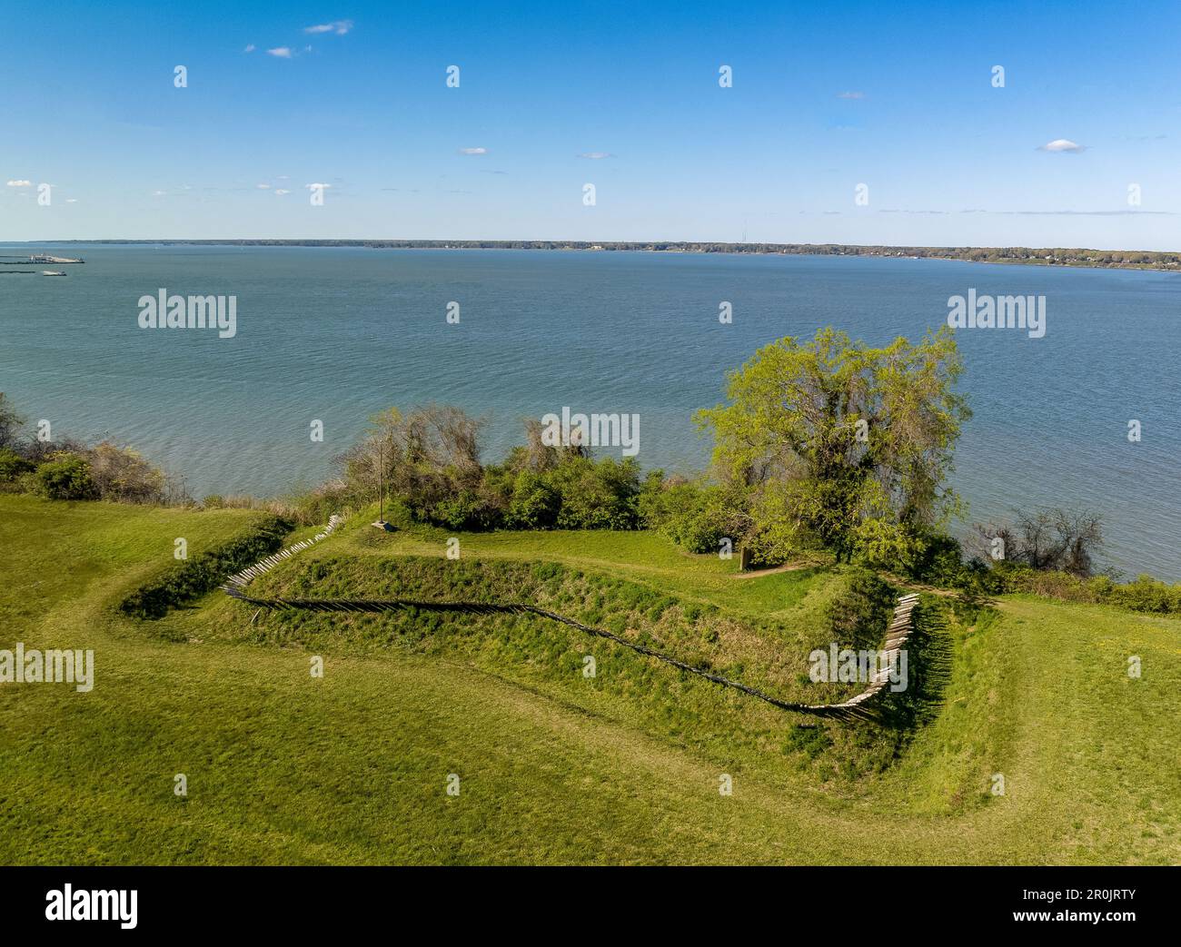 Der Fusiliers Redoubt in Yorktown, Virginia, aus der Vogelperspektive ...