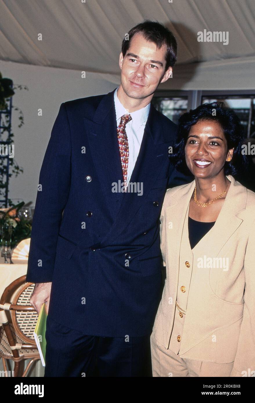 Christoph Mohn, Sohn von Reinhard Mohn, mit Ehefrau Shobhna Goyal ...