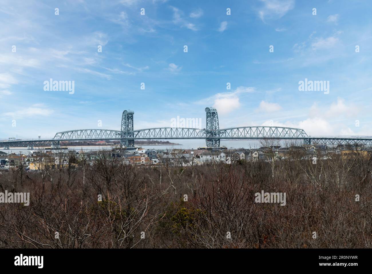 Blick von oben auf den Vertikallift Marine Parkway–Gil Hodges Memorial ...