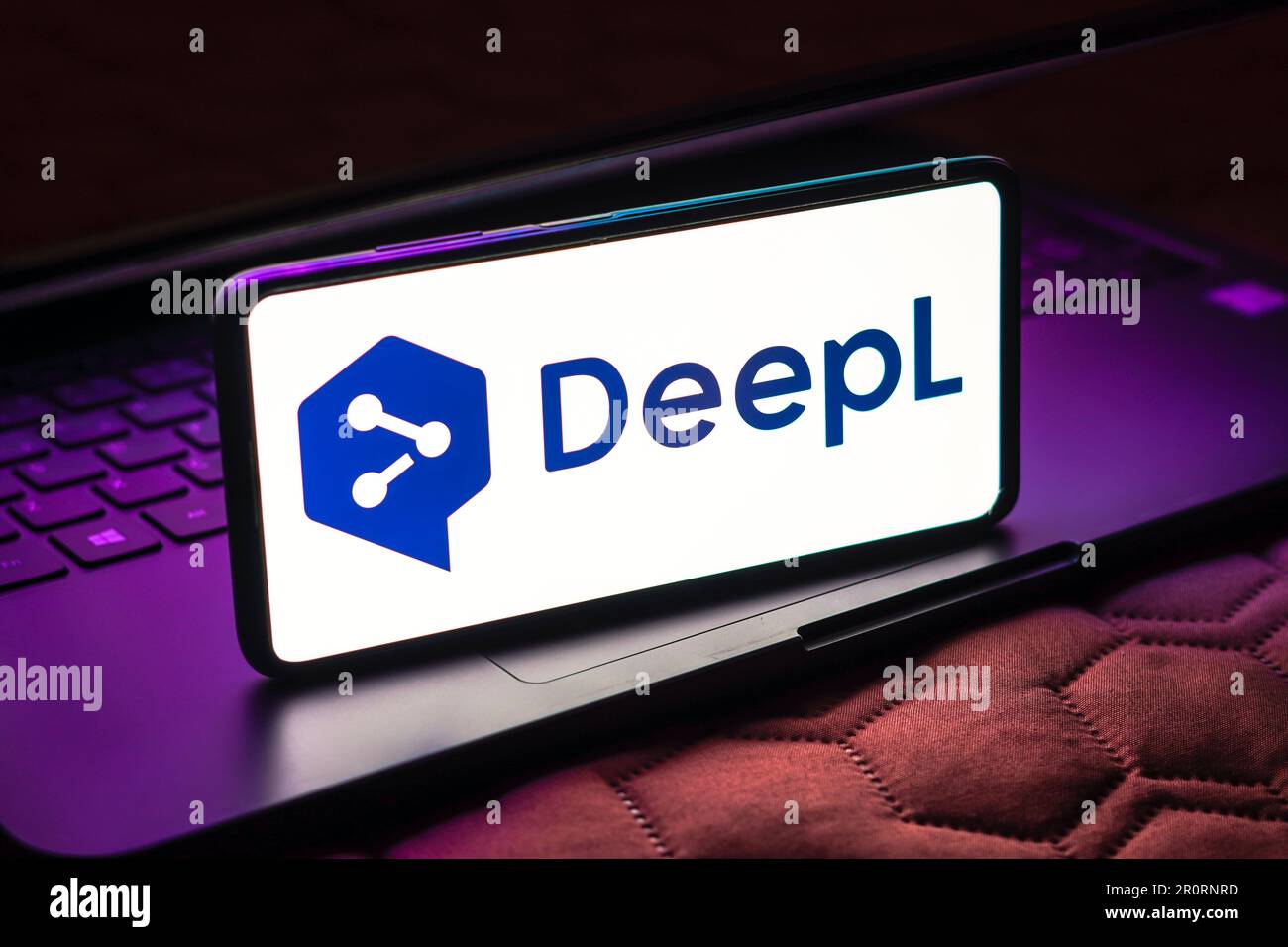 Deepl logo -Fotos und -Bildmaterial in hoher Auflösung – Alamy