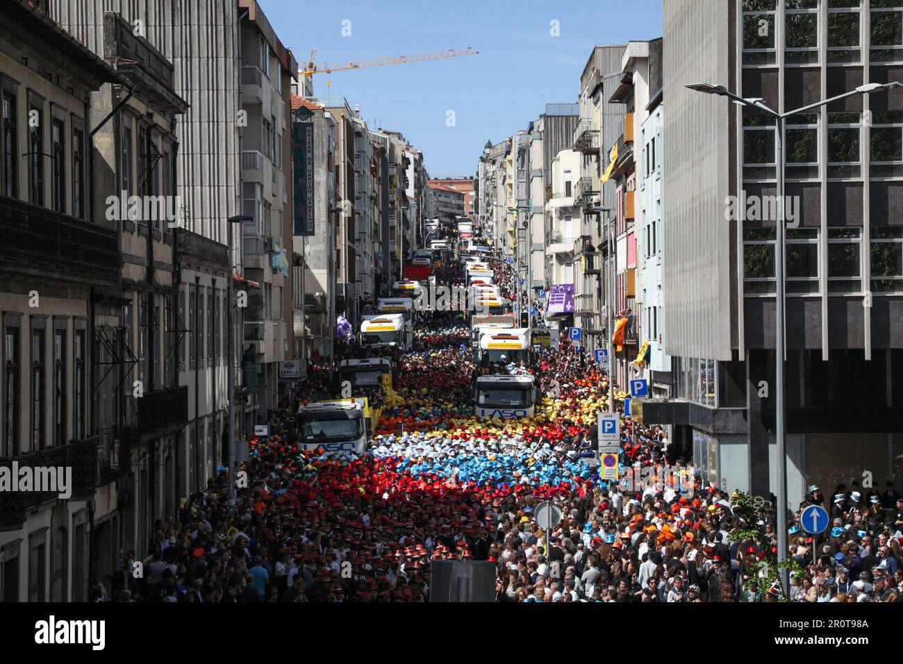 Studenten im abschlussjahr -Fotos und -Bildmaterial in hoher Auflösung ...