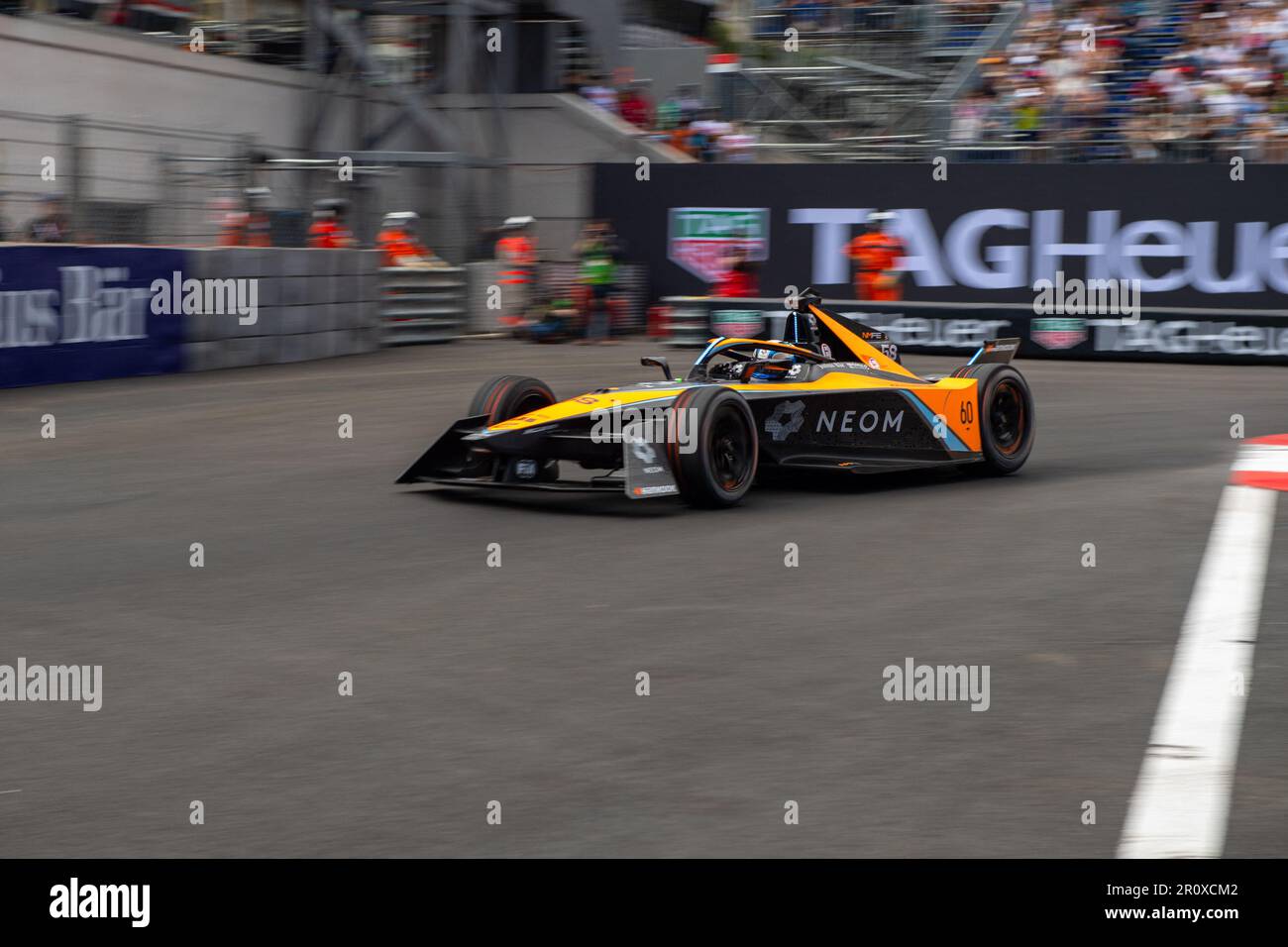 Rene Rast (Neom McLaren Formel E-Team) tritt am 06. Juni 2023 bei der Monaco FIA ABB Formel E ...