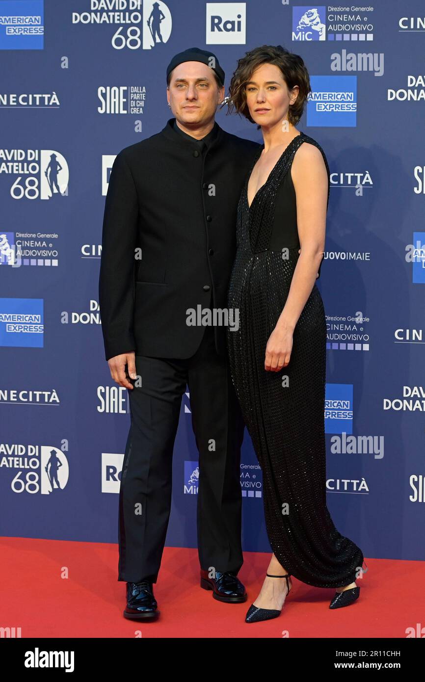Rom, Italien. 10. Mai 2023. Luca marinelli (L) und Alissa jung (R ...
