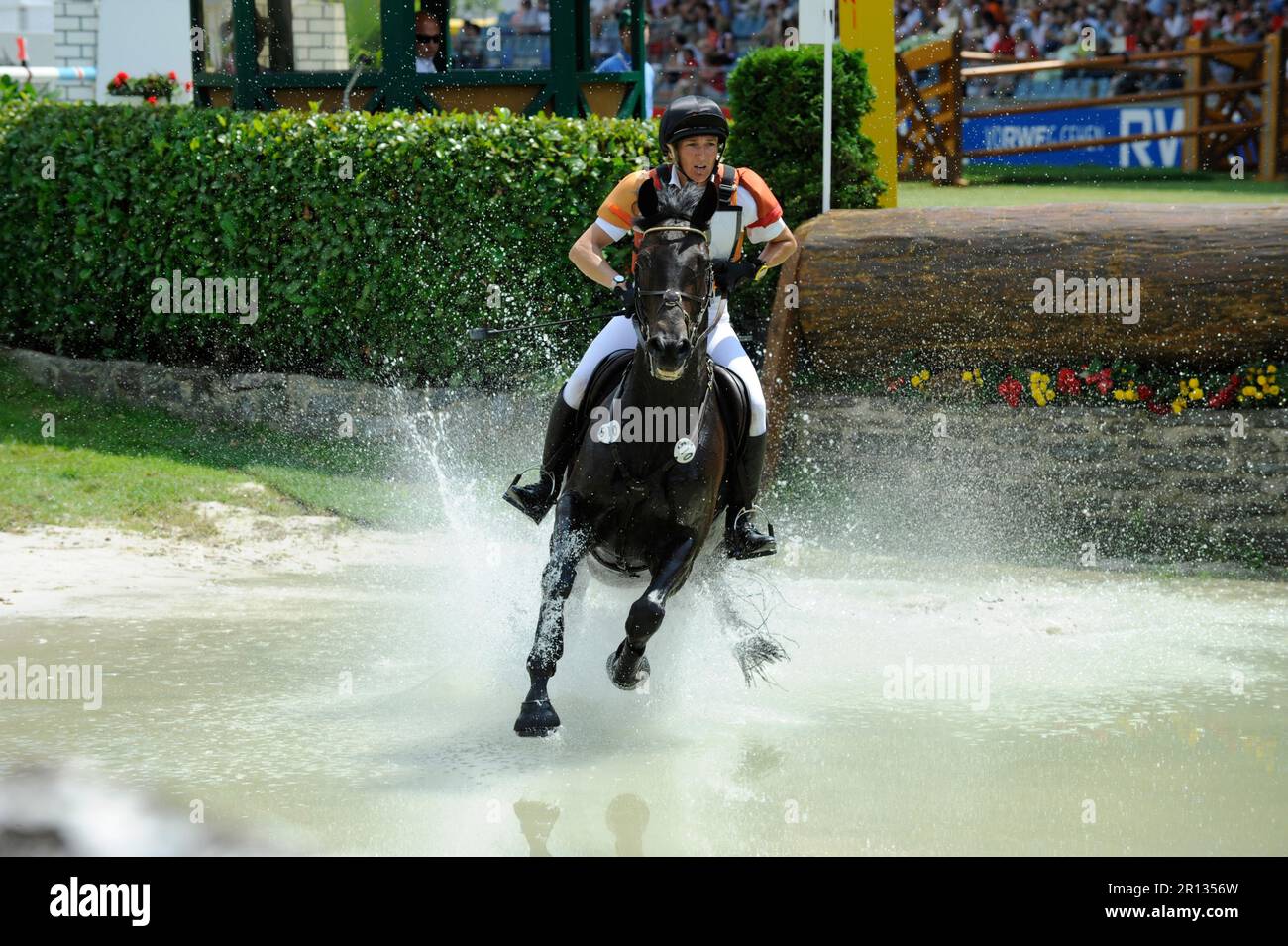 Ingrid KLIMKE (GER) Aktion auf FRH BUTTS ABRAXXAS Geländeritt der ...