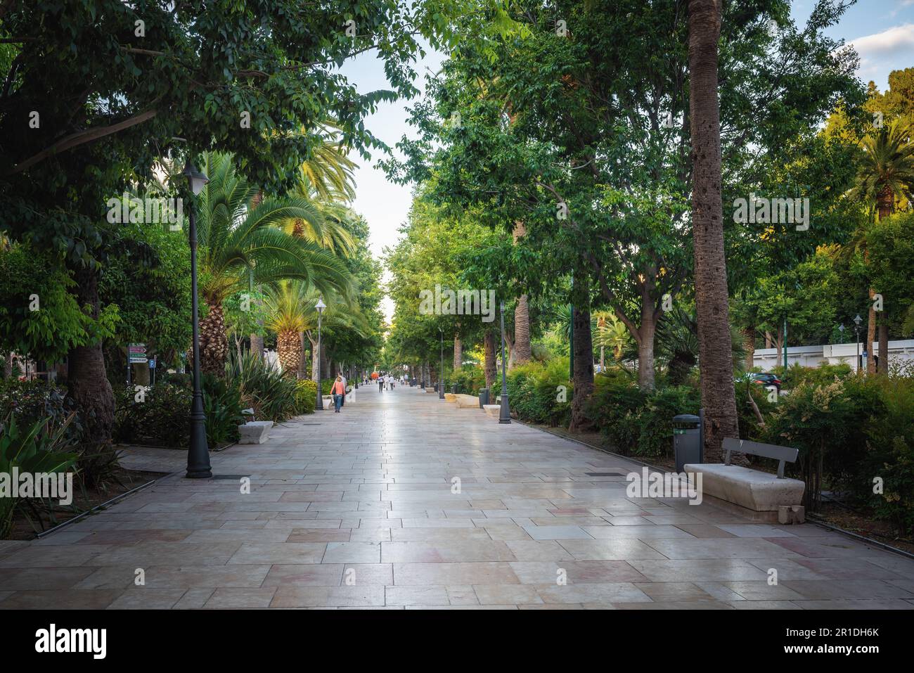 El parque malaga -Fotos und -Bildmaterial in hoher Auflösung – Alamy