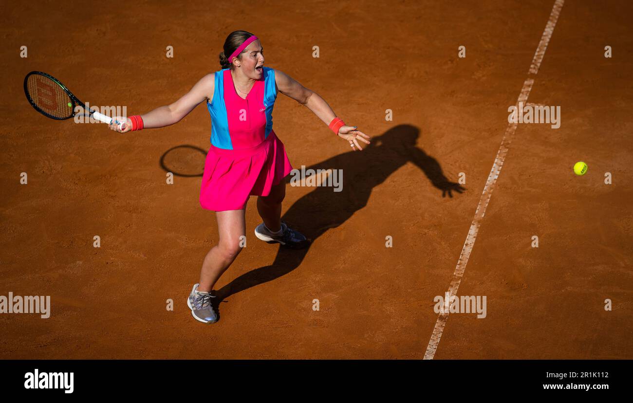 Jelena Ostapenko (Lettland) im Kampf gegen Sorana Cirstea (Rumänien) in ...