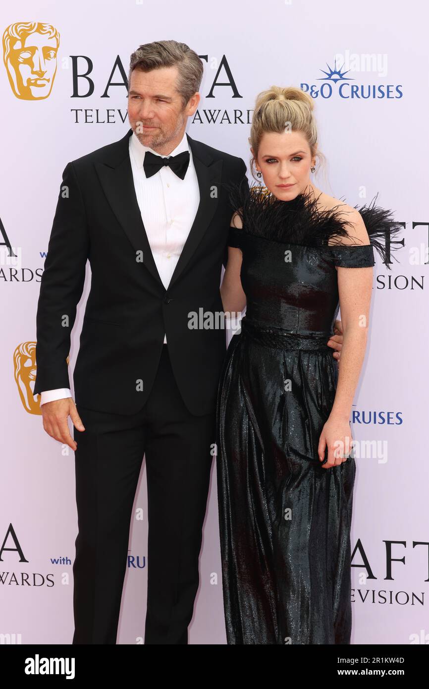 Patrick Brammall und Harriet Dyer, BAFTA Television Awards mit P&O ...