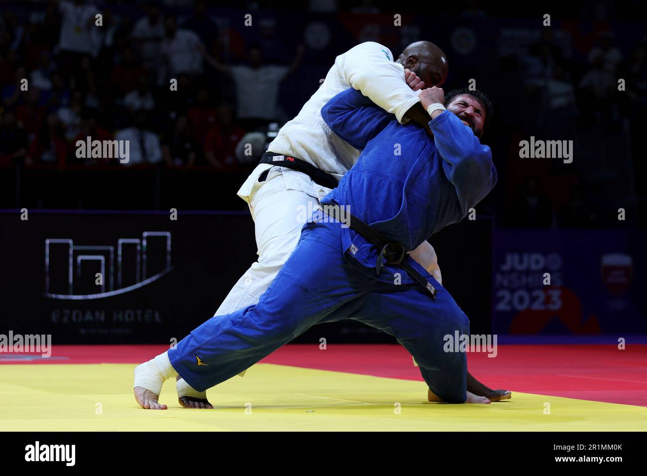 Ali Bin Hamad Al Attiyah Arena, Doha, Katar. 13. Mai 2023. (Top-Bottom) Teddy Riner (FRA), Inal ...