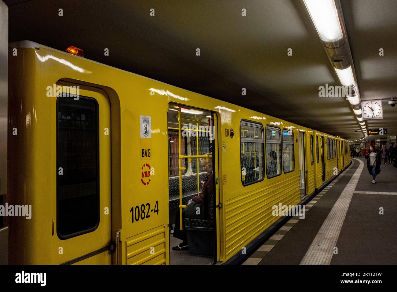 U bahn linie u2 -Fotos und -Bildmaterial in hoher Auflösung – Alamy