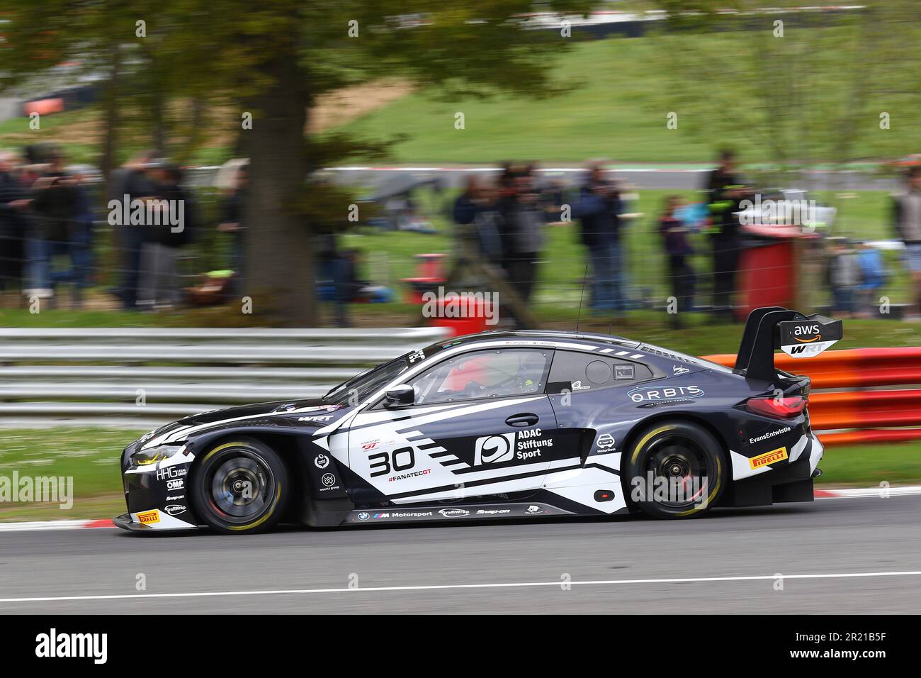 Niklas Krutten - Team WRT - fährt MW M4 GT3 Nummer 30 beim GT World ...