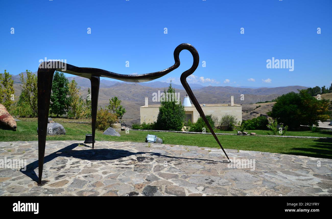 Das Baksi-Museum ist 45 km von Bayburt, Türkei, entfernt. Es ist ein ...