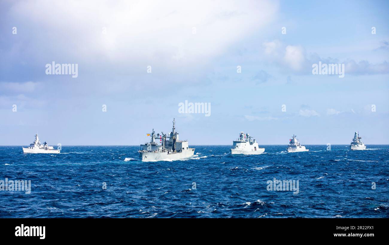 230515-N-NQ285-1404 NORDATLANTIK (15. Mai 2023) NATO-alliierte ...