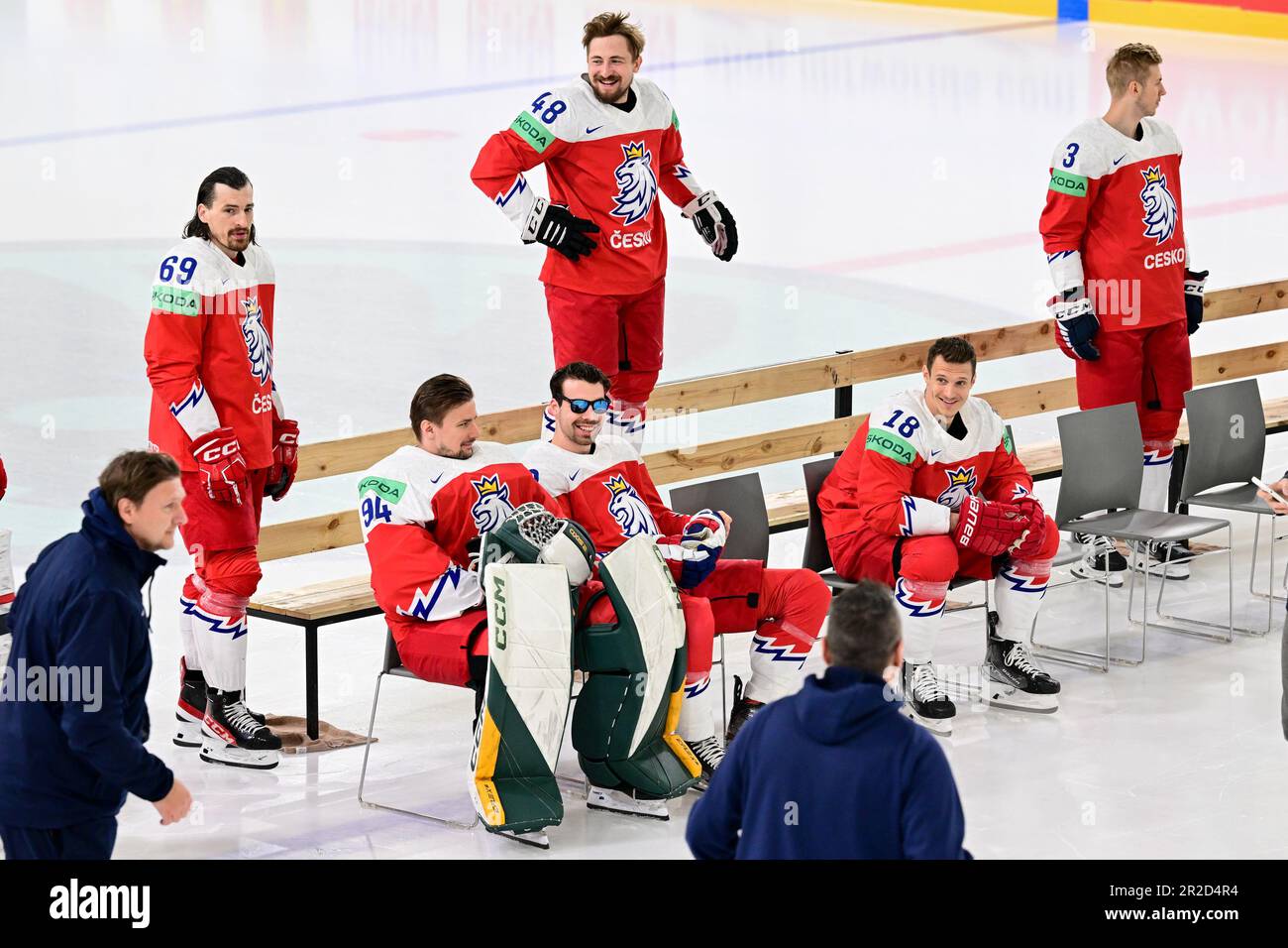 Riga, Lettland. 19. Mai 2023. Von links: Trainer Assistant Martin Erat ...