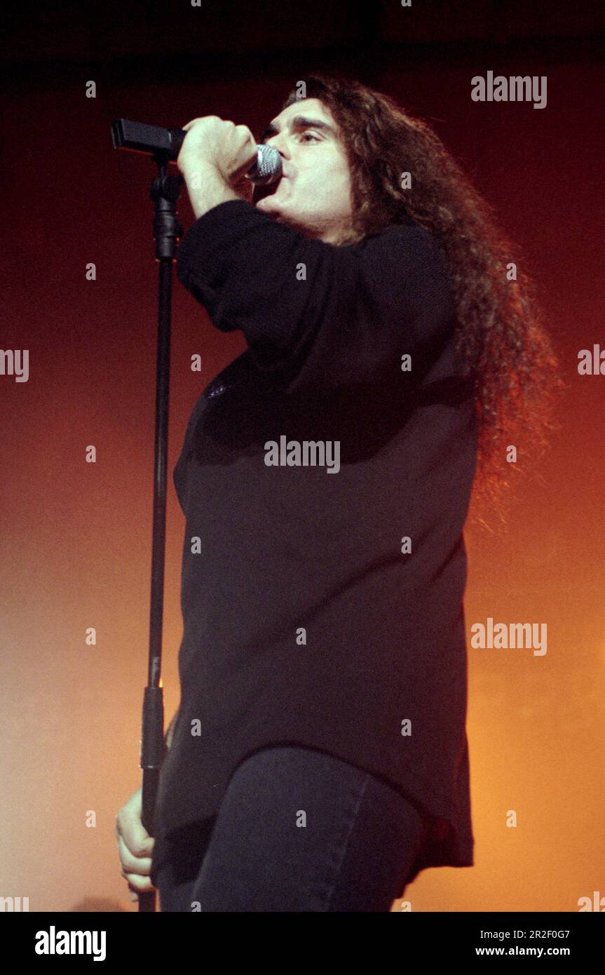 James labrie 1995 -Fotos und -Bildmaterial in hoher Auflösung – Alamy