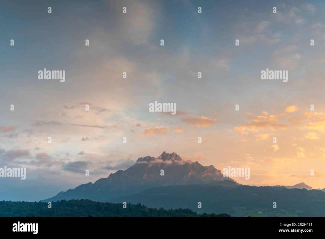 Pilatus ansehen -Fotos und -Bildmaterial in hoher Auflösung – Alamy