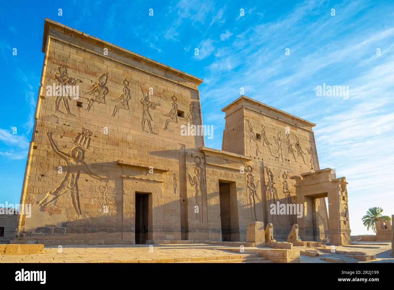 Der Isis-Tempel im Tempelkomplex von Philae, UNESCO-Weltkulturerbe ...