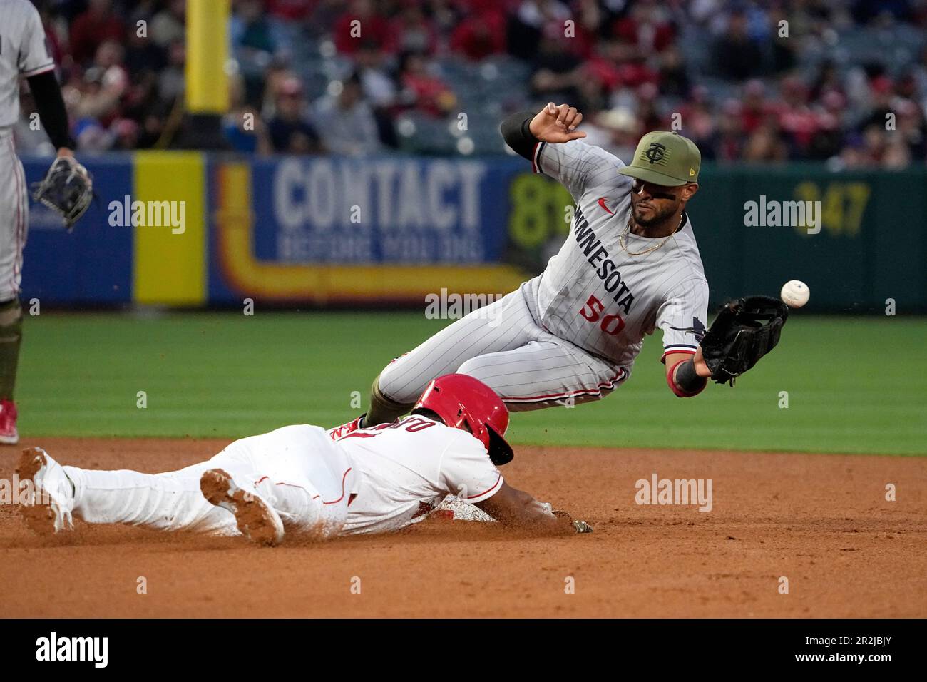 Los Angeles Angels' Luis Rengifo, left, steals second as Minnesota ...