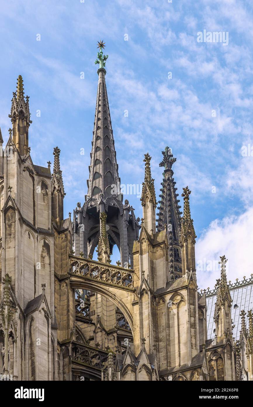 Kölner dom fassade -Fotos und -Bildmaterial in hoher Auflösung – Alamy