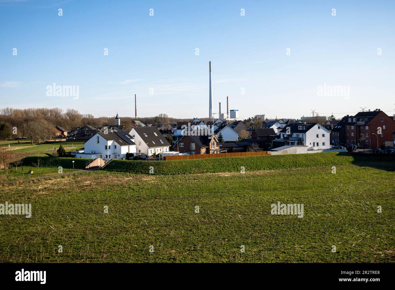 Hochwasser hochwasser hochwasser hochwasser -Fotos und -Bildmaterial in ...