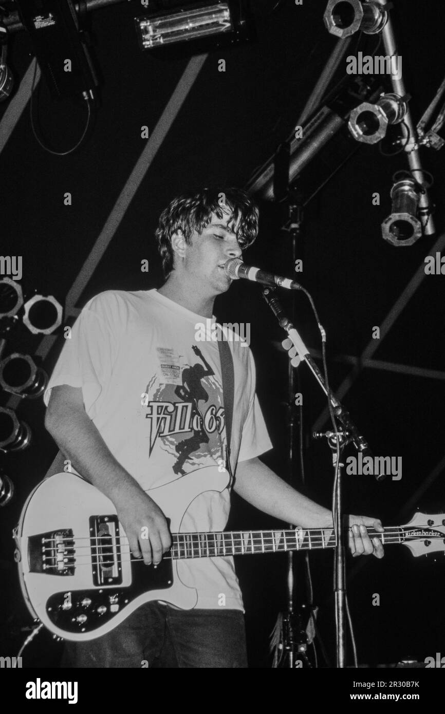 Reading, UK, 26. August 1994: Bassist Eric Gaffney von Sebadoh tritt am ...